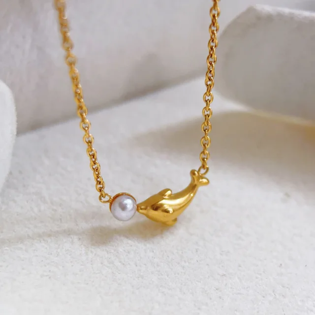 Playing dolphin necklace – LuxeEmbracee